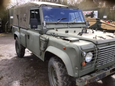 134096 Land Rover Wolf A good strong driving wolf with a recon engine